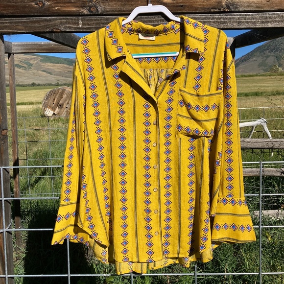 Hummingbird | Tops | Yellow Western Button Up Blouse | Poshmark
